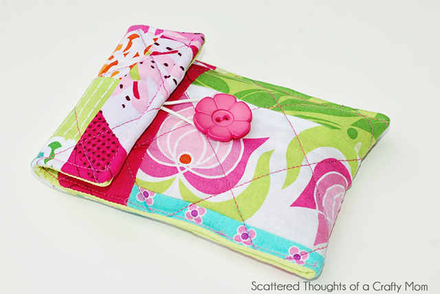 Quilted Pocket Camera Cover (Craft Stash Bash #10 - Scattered Thoughts ...